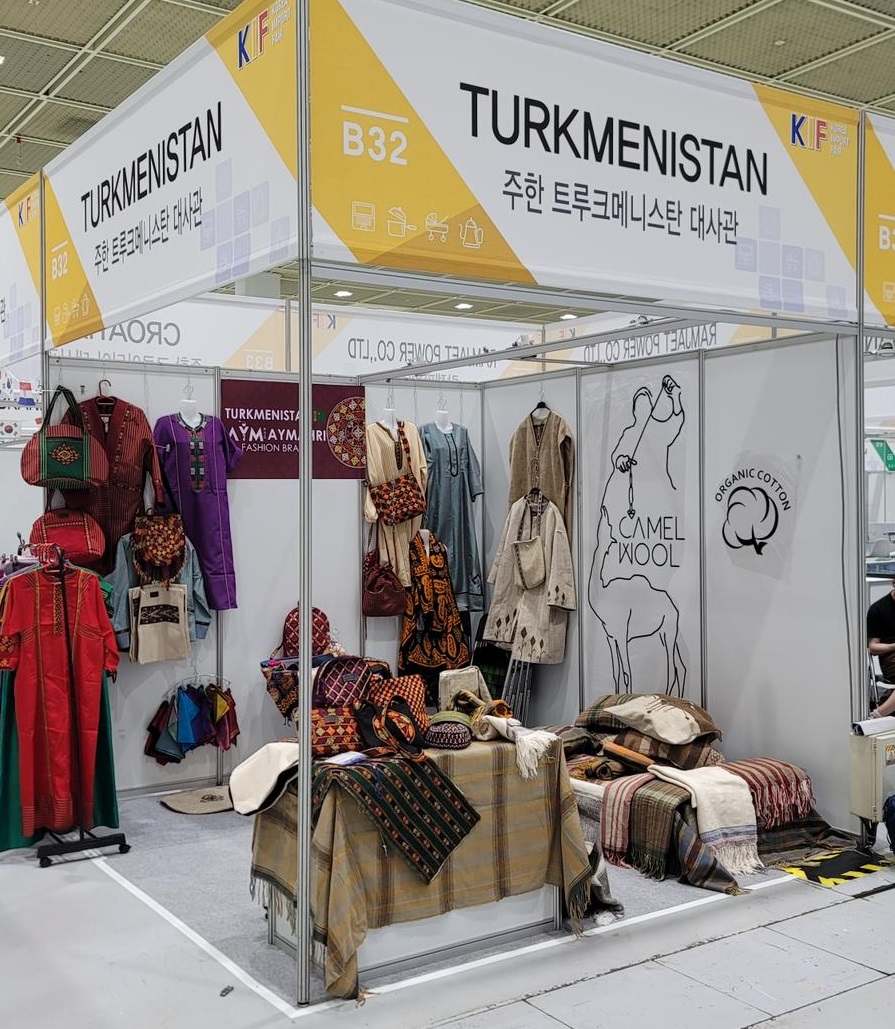 Turkmen products were presented at the Korea Import Fair held in Seoul ...
